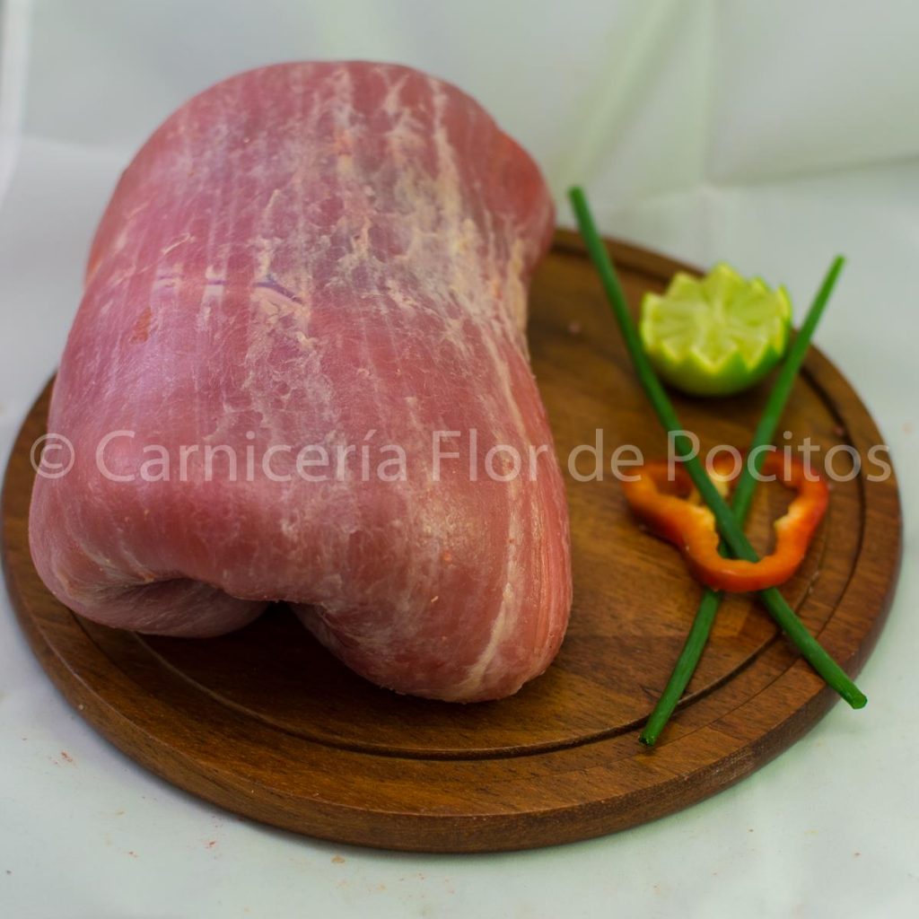 AGUJA DE NOVILLO SIN HUESO – Carniceria Flor de Pocitos